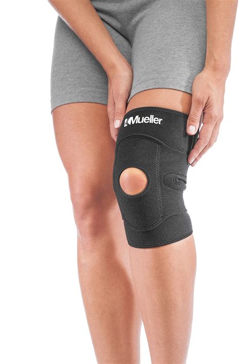 Mueller Sports Medicine 4 Way Adjustable Knee Brace Knee Pain Relief