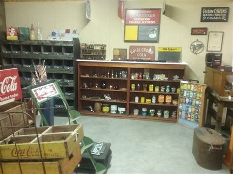 Shopping For Unique Items Review Of Sweet Memories Antique Mall