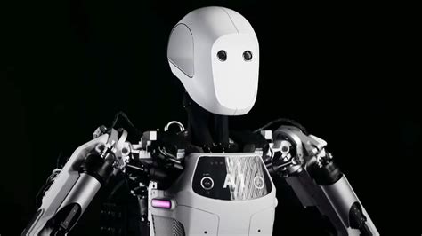 Major Automaker Employs Humanoid Robots In Factories | GIANT FREAKIN ROBOT