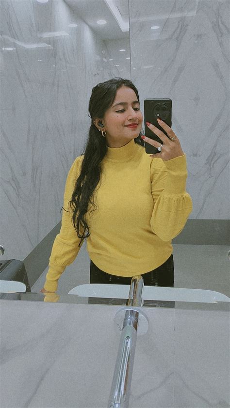 Aastha Agarwal Wahclub