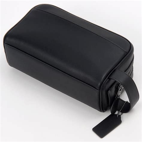 Coach（コーチ） セカンドバッグ メンズ ブラック Cat30qbbk Sm Travel Kit S Select 通販
