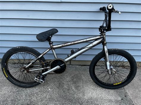 2002 Mongoose Pro Importan