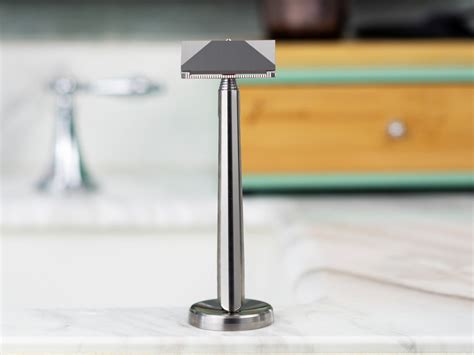 This Cnc Machined Titanium Razor Will Probably Be The Last Razor Youll Ever Want To Buy Yanko