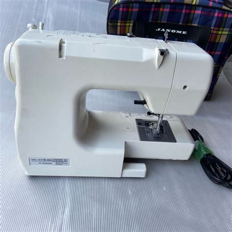 Yahooオークション 【ミシン2台まとめ】brother Zz3 B697 Nob9b 11