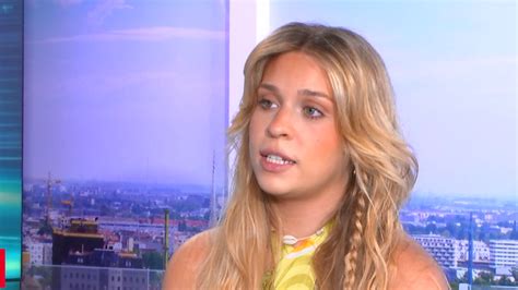 Klimakleberin Anja Windl Ohne Urteil Im Gefängnis Oe24at