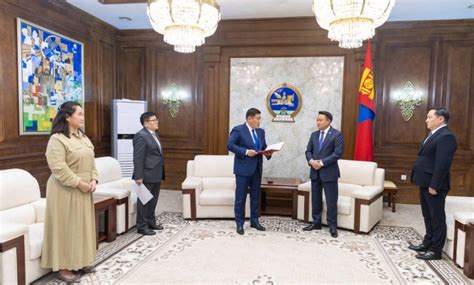 Ерөнхий сайд Засгийн газрын бүтэц бүрэлдэхүүний тухай хуулийн төслийг өргөн барилаа Huudas Mn