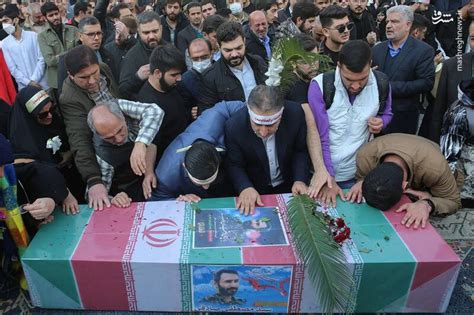 مشرق نیوز عکس مراسم تشییع پیکر شهید مصطفی صادقی در دانشگاه علوم و تحقیقات