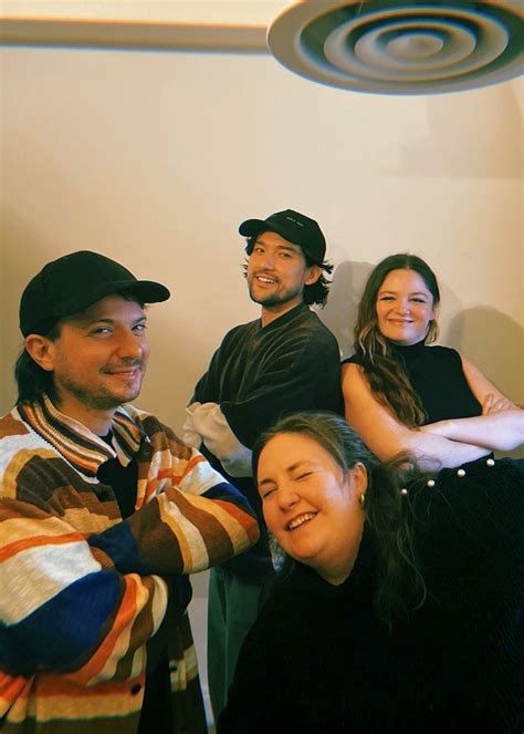 Too Much On Netflix Lena Dunham Returns 10 Years After Girls