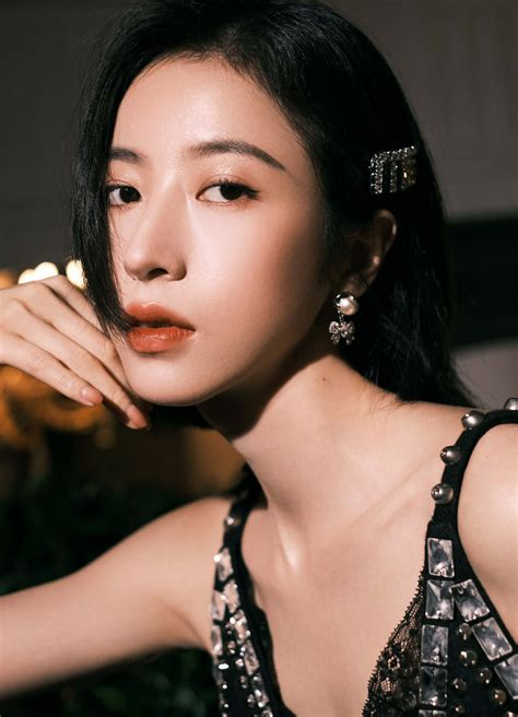 Актер Чжоу Юй Тун Zhou Yu Tong 周雨彤 список дорам Сортировка по году написания Doramatv