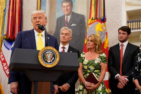 Трамп про мирні переговори між Росією та Україною ніхто мене не дурить Читайте на Ukr Net