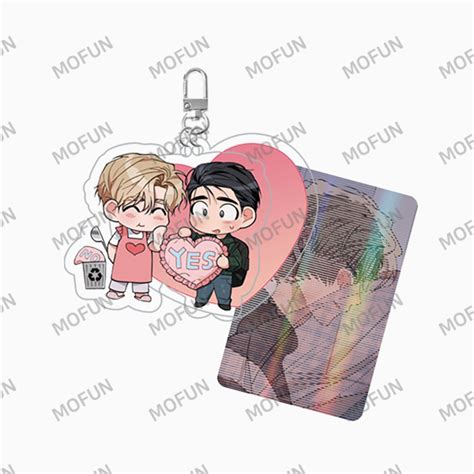 Love Plan Chibi Acrylic Keycahin And Lenticular Card Koonbooks