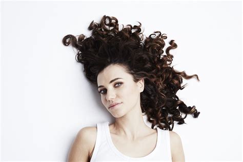 A Consistent And Defined “s” Shape Curl Pattern Its An Undeniable