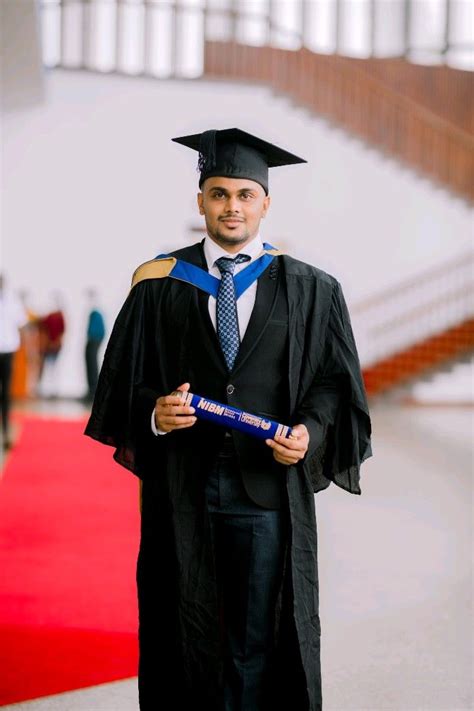 Chirath Laknath On Linkedin Graduated With A Second Upper Class Honors In Ba In Management And