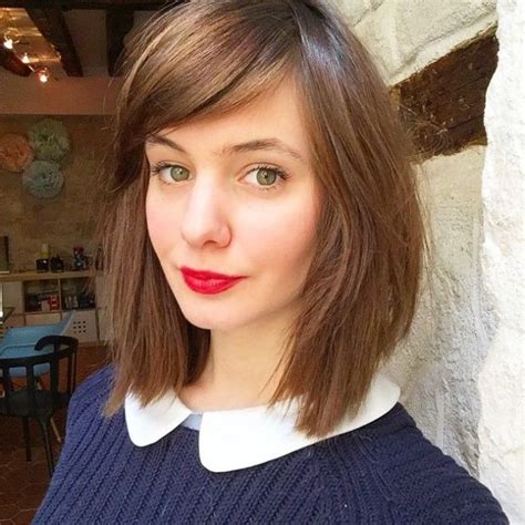 27 Shoulder Length Hairstyles With Side Swept Bangs Hairstyle Catalog