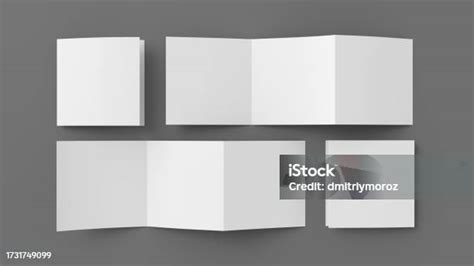 정사각형 페이지 아코디언 또는 지그재그 삼중 브로셔 모형은 회색 배경에 있습니다 패널 3개 리플릿 6페이지 실물 모형에 대한 스톡 사진 및 기타 이미지 Istock