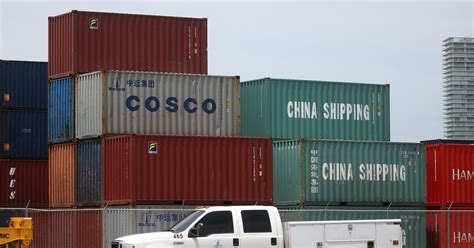 Lisa Baertlein ロイター