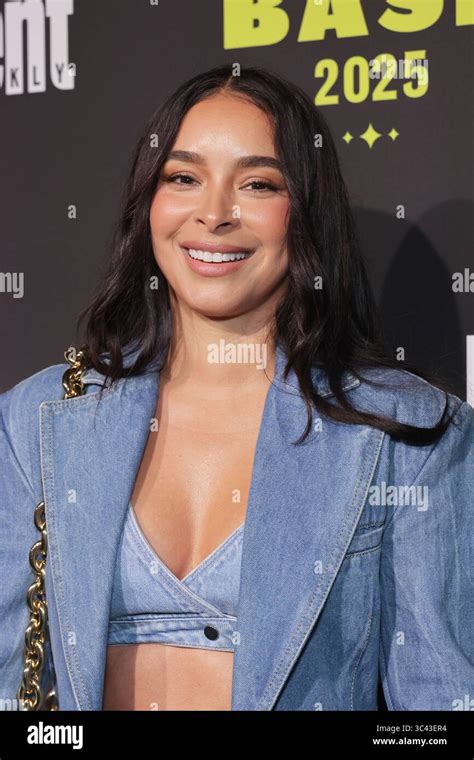 Jessica Caban Attends Entertainment Weeklys Comic Con Bash At Float At