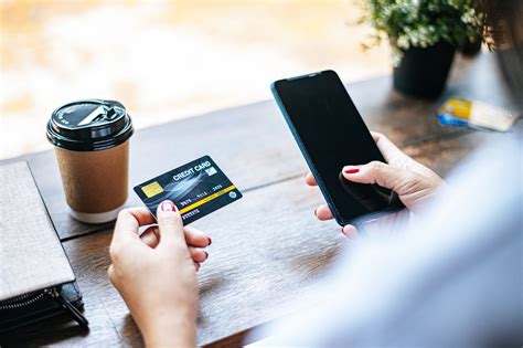 Thẻ ghi nợ là gì Những điều người dùng nhất định phải biết về loại thẻ này