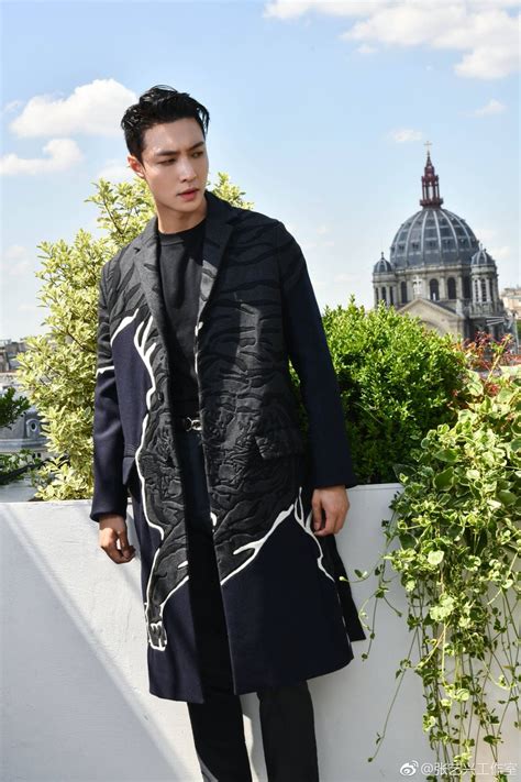 EXO's Lay Highlighted By Vogue For Show-Stealing Presence At Valentino ...