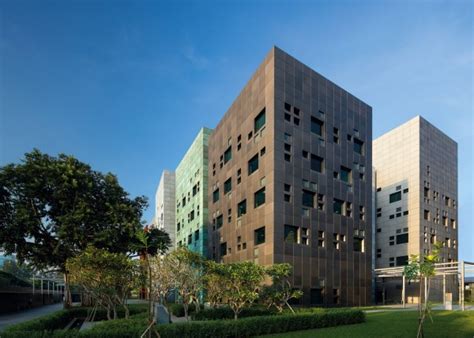Jakarta Embassy Building Uses Forms To Represent Australia
