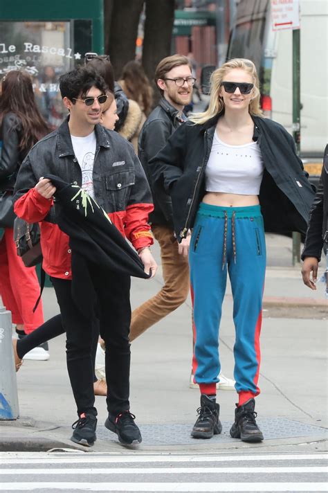 Sophie Turner Shamelessly Showing Her Nipples Out In Public The Fappening