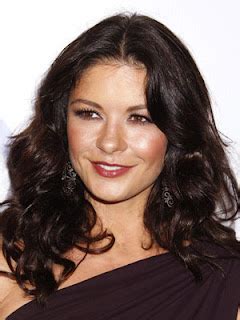 Celebrity Hairstyle Catherine Zeta Jones Latest Haircut Pictures