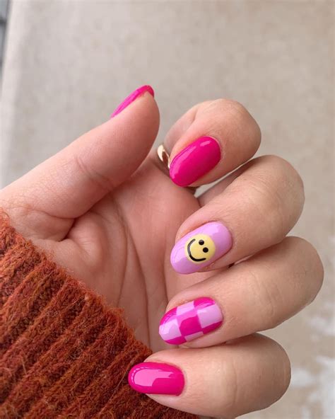 30 Seriously Cute Pink Nail Designs For The Girly Girls Haul Of Fame