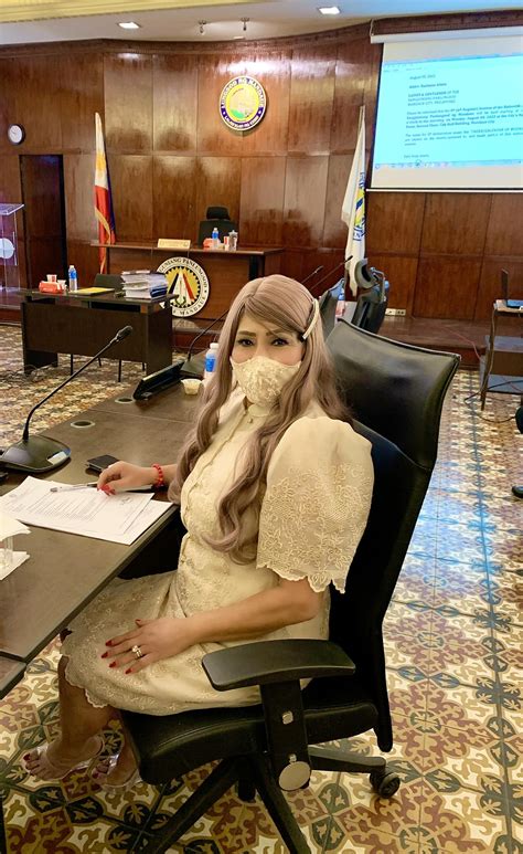 Edith Flores Cabahug