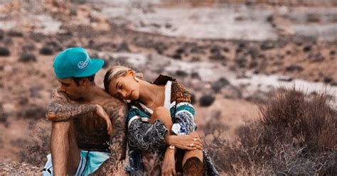 결혼 1주년 저스틴 비버♥헤일리 볼드윈 사랑해 커플샷 [td할리웃]