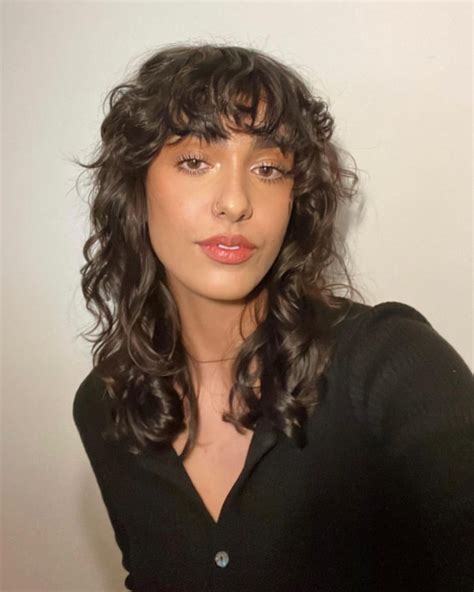 20 Curly Fringe Bangs 20 Curly Fringe Bangs