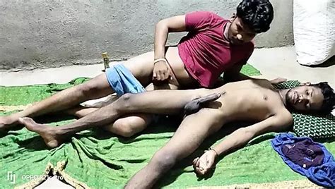 Früh Am Morgen In Frischer Stimmung Gingen Wir Zum Zuckerrohrfeld Und Hatten Sex Wie Wir Mit