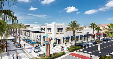 Shopping At St Johns Town Center In Jacksonville