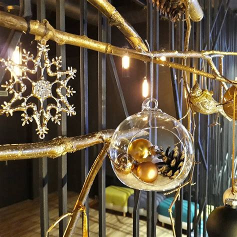 Оформление кафе Chandelier, Ceiling Lights, Lighting, Home Decor ...