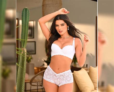 ¿cómo Elegir Ropa Interior Ideal Para La Mujer El Men