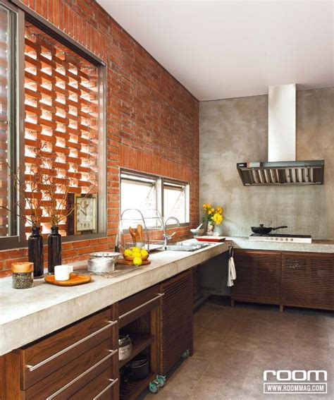 Brick House บ้านอบอุ่นในกล่องอิฐ