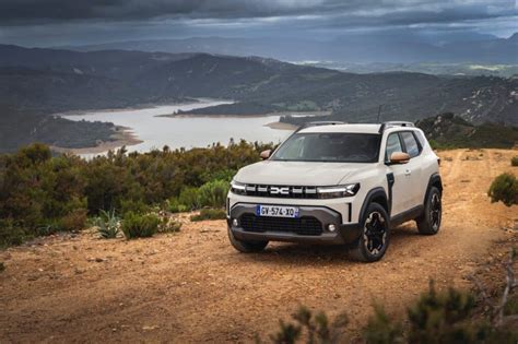 Dacia Duster 2025