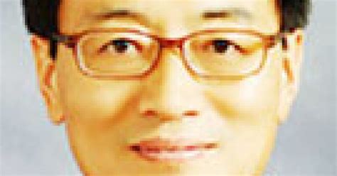 독자 칼럼 소신껏 치른 딸의 작은 결혼식 예식장 꼴불견이 모두 사라졌다