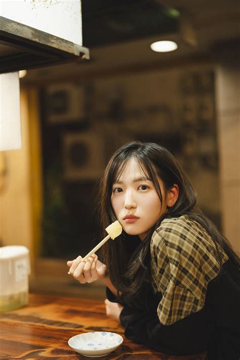 📸 画像：『akb48 下尾みう 1st写真集「僕だけのもの」』収録カットchirokazu／kadokawa｜akb48 下尾みう