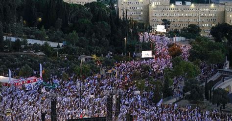 Israels Netanyahu Released From Hospital Ahead Of Key Vote On Legal