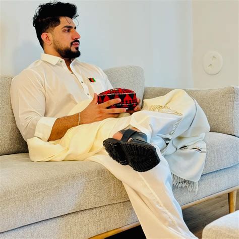 haseeb khan zwak haseeb khan zwak threads say more