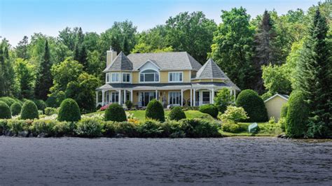 Watch Lakefront Luxury Online Stream On Directv
