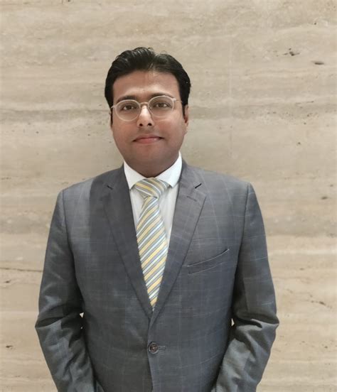satish tiwari appointed new commercial director at hilton jaipur