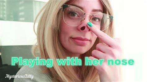 Playing With Her Nose Wmv Hd Mysterious Lilly Clips4sale