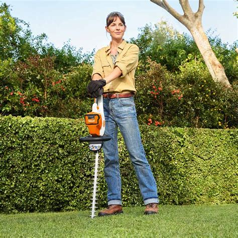 STIHL HSA Cordless Hedge Trimmer Set
