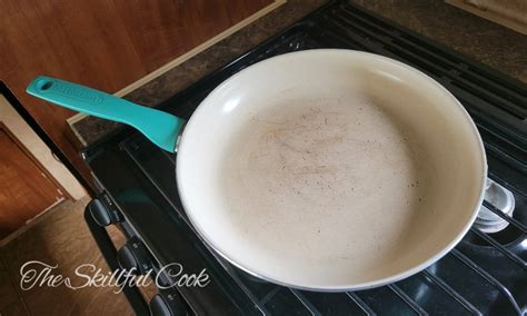 How Long Do Ceramic Pans Last And Are They Worth It