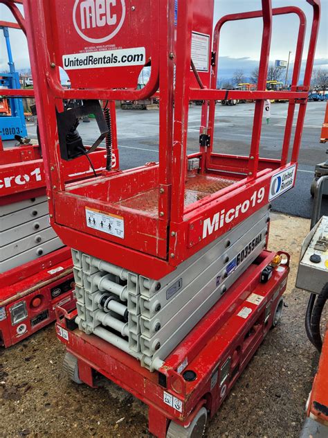 Used 2018 Mec Micro 19 Scissor Lift For Sale In Oakland Ca United