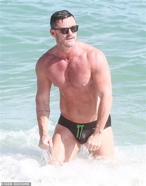 Celebrities En Bikini Página 310