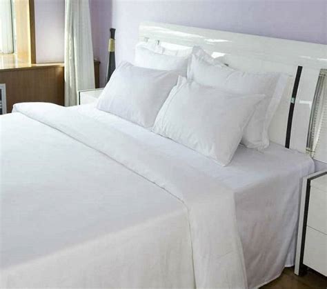 Plain Brown Bed Sheets With 2 Pillow Covers