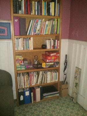 How To Declutter Bookcases Bookshelves