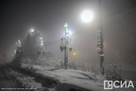 Пока в Якутии была ночь сход вагонов поезда ДТП с участием около 50 автомобилей и